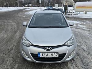 Pelēks Hyundai i20 2013 Šauļi, ar dzinēja tilpumu 1.20 L un nobraukumu 300 tūkst. km par 2250 €, foto 2 vietnē AUTOMOTO.COM.LV