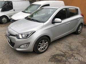 Grey Hyundai i20 2013 in Riga, with an engine capacity of 1.10 L and mileage of 209 thousand km for 4300 €, photo  on AUTOMOTO.COM.LV
