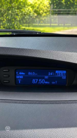 Grey Hyundai i20 2013 in Kaunas, with an engine capacity of 1.24 L and mileage of 261 thousand km for 3000 €, photo 7 on AUTOMOTO.COM.LV