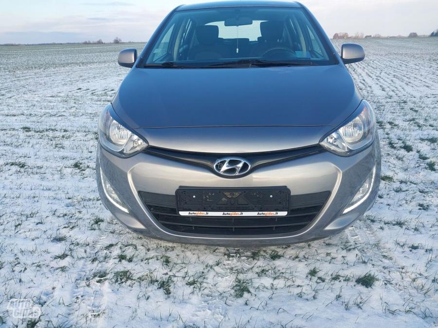 Pelēks Hyundai i20 2014 Marijampole, ar dzinēja tilpumu 1.10 L un nobraukumu 196 tūkst. km par 2999 €, foto 23 vietnē AUTOMOTO.COM.LV