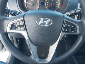 Pelēks Hyundai i20 2014 Marijampole, ar dzinēja tilpumu 1.10 L un nobraukumu 196 tūkst. km par 2999 €, foto 36 vietnē AUTOMOTO.COM.LV