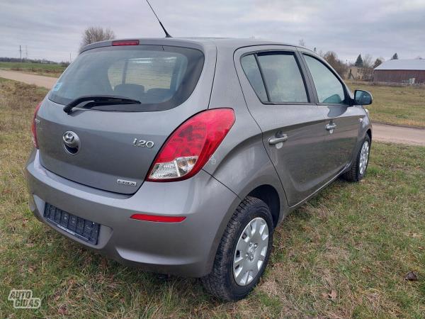 Grey Hyundai i20 2014 in Marijampole, with an engine capacity of 1.10 L and mileage of 195 thousand km for 1999 €, photo 9 on AUTOMOTO.COM.LV