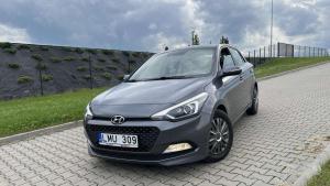 Grey Hyundai i20 2015 in Kaunas, with an engine capacity of 1.12 L and mileage of 142 thousand km for 4595 €, photo 4 on AUTOMOTO.COM.LV