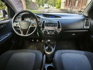 Grey Hyundai i20 2015 in Kaunas, with an engine capacity of 1.25 L and mileage of 178 thousand km for 2990 €, photo 8 on AUTOMOTO.COM.LV