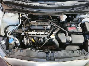 Grey Hyundai i20 2015 in Kaunas, with an engine capacity of 1.25 L and mileage of 178 thousand km for 2990 €, photo 18 on AUTOMOTO.COM.LV