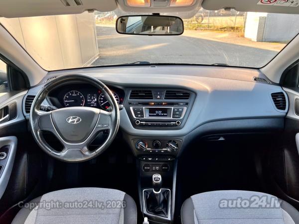 Grey Hyundai i20 2016 in Tallinn, with an engine capacity of 1.20 L and mileage of 230 thousand km for 3990 €, photo 8 on AUTOMOTO.COM.LV