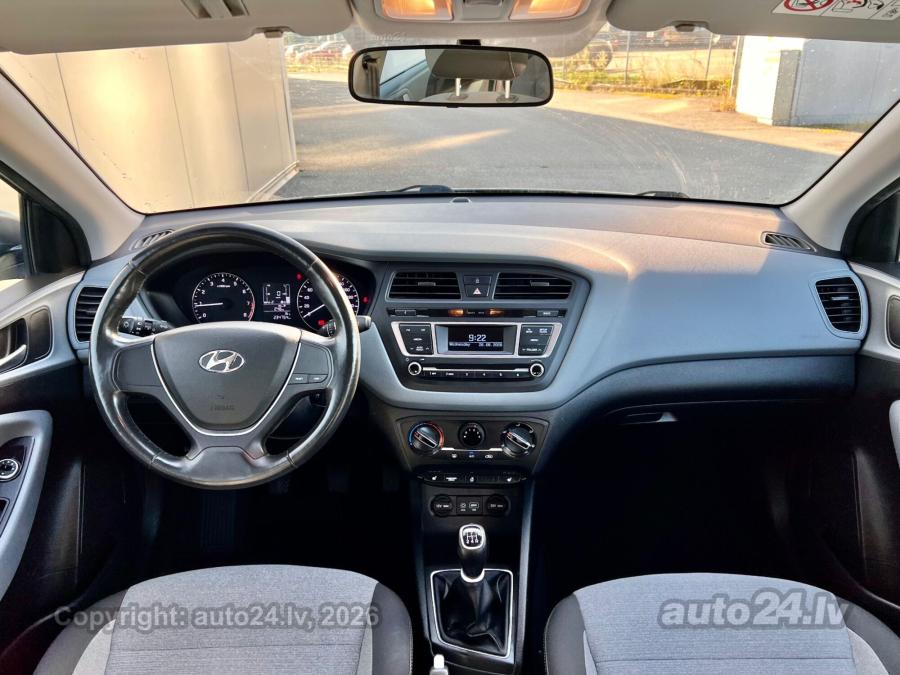 Pelēks Hyundai i20 2016 Tallina, ar dzinēja tilpumu 1.20 L un nobraukumu 230 tūkst. km par 3990 €, foto 8 vietnē AUTOMOTO.COM.LV