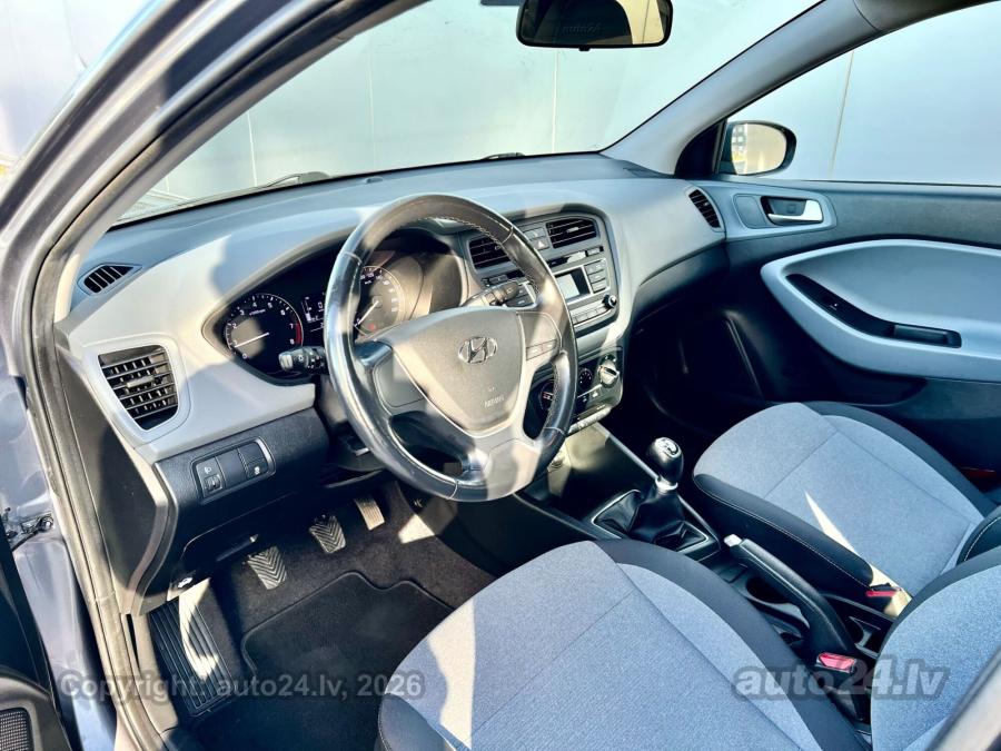 Pelēks Hyundai i20 2016 Tallina, ar dzinēja tilpumu 1.20 L un nobraukumu 230 tūkst. km par 3990 €, foto 11 vietnē AUTOMOTO.COM.LV