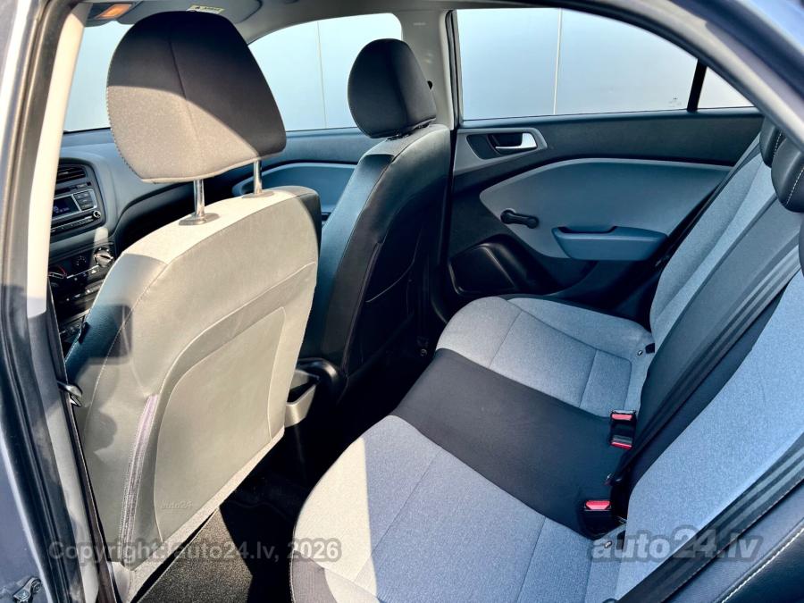 Pelēks Hyundai i20 2016 Tallina, ar dzinēja tilpumu 1.20 L un nobraukumu 230 tūkst. km par 3990 €, foto 13 vietnē AUTOMOTO.COM.LV