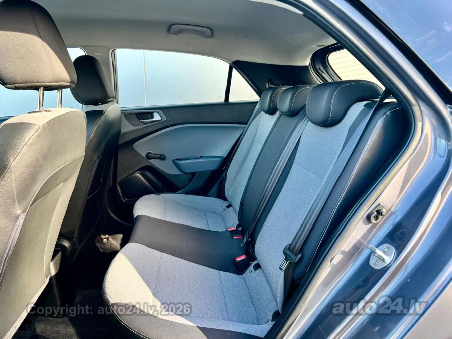 Pelēks Hyundai i20 2016 Tallina, ar dzinēja tilpumu 1.20 L un nobraukumu 230 tūkst. km par 3990 €, foto 14 vietnē AUTOMOTO.COM.LV