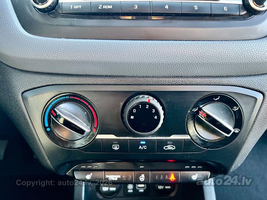 Pelēks Hyundai i20 2016 Tallina, ar dzinēja tilpumu 1.20 L un nobraukumu 230 tūkst. km par 3990 €, foto 20 vietnē AUTOMOTO.COM.LV