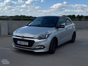 Серый Хендай и20 2017 в Вильнюс, объемом двигателя 1.40 л и пробегом 86 тыс. км за 10000 €, фото  на AUTOMOTO.COM.LV