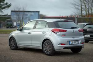 Pelēks Hyundai i20 2017 Liepāja, ar dzinēja tilpumu 1.20 L un nobraukumu 126 tūkst. km par 5850 €, foto 3 vietnē AUTOMOTO.COM.LV