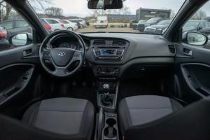 Pelēks Hyundai i20 2017 Liepāja, ar dzinēja tilpumu 1.20 L un nobraukumu 126 tūkst. km par 5850 €, foto 9 vietnē AUTOMOTO.COM.LV
