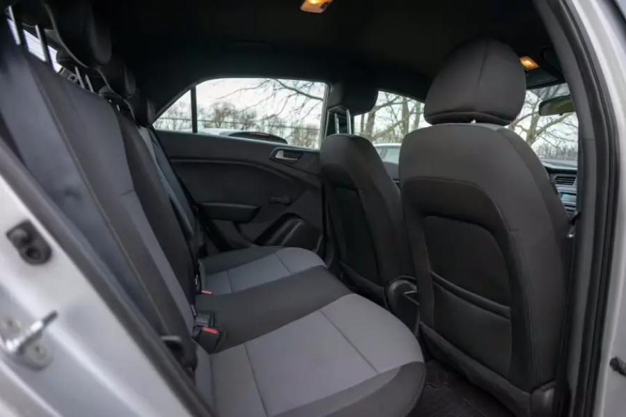 Pelēks Hyundai i20 2017 Liepāja, ar dzinēja tilpumu 1.20 L un nobraukumu 126 tūkst. km par 5850 €, foto 13 vietnē AUTOMOTO.COM.LV
