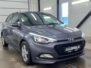 Grey Hyundai i20 2017 in Vilnius, with an engine capacity of 1.00 L and mileage of 231 thousand km for 5929 €, photo 4 on AUTOMOTO.COM.LV
