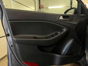 Grey Hyundai i20 2017 in Vilnius, with an engine capacity of 1.00 L and mileage of 231 thousand km for 5929 €, photo 10 on AUTOMOTO.COM.LV
