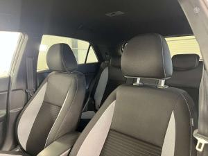 Grey Hyundai i20 2017 in Vilnius, with an engine capacity of 1.00 L and mileage of 231 thousand km for 5929 €, photo 12 on AUTOMOTO.COM.LV