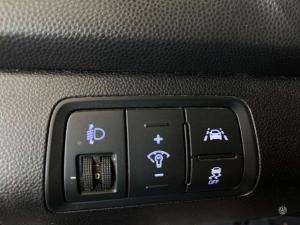 Grey Hyundai i20 2017 in Vilnius, with an engine capacity of 1.00 L and mileage of 231 thousand km for 5929 €, photo 13 on AUTOMOTO.COM.LV