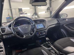 Grey Hyundai i20 2017 in Vilnius, with an engine capacity of 1.00 L and mileage of 231 thousand km for 5929 €, photo 14 on AUTOMOTO.COM.LV
