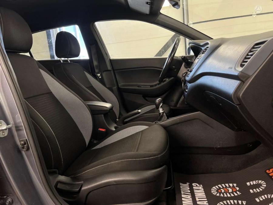 Grey Hyundai i20 2017 in Vilnius, with an engine capacity of 1.00 L and mileage of 231 thousand km for 5929 €, photo 31 on AUTOMOTO.COM.LV