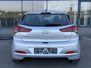 Pelēks Hyundai i20 2017 Panevēža, ar dzinēja tilpumu 1.20 L un nobraukumu 213 tūkst. km par 4600 €, foto 9 vietnē AUTOMOTO.COM.LV