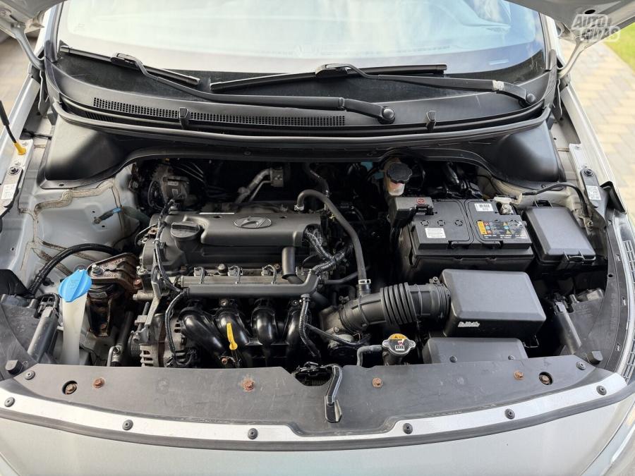 Pelēks Hyundai i20 2017 Panevēža, ar dzinēja tilpumu 1.20 L un nobraukumu 213 tūkst. km par 4600 €, foto 18 vietnē AUTOMOTO.COM.LV