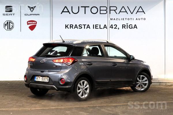 Pelēks Hyundai i20 2017 Rīga, ar dzinēja tilpumu 1.00 L un nobraukumu 65 tūkst. km par 8990 €, foto 9 vietnē AUTOMOTO.COM.LV