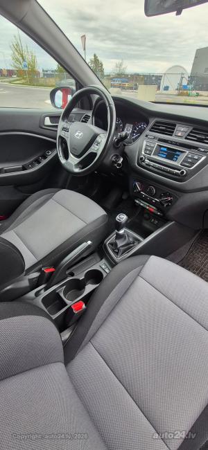 Pelēks Hyundai i20 2018 Tallina, ar dzinēja tilpumu 1.20 L un nobraukumu 78 tūkst. km par 8500 €, foto 9 vietnē AUTOMOTO.COM.LV