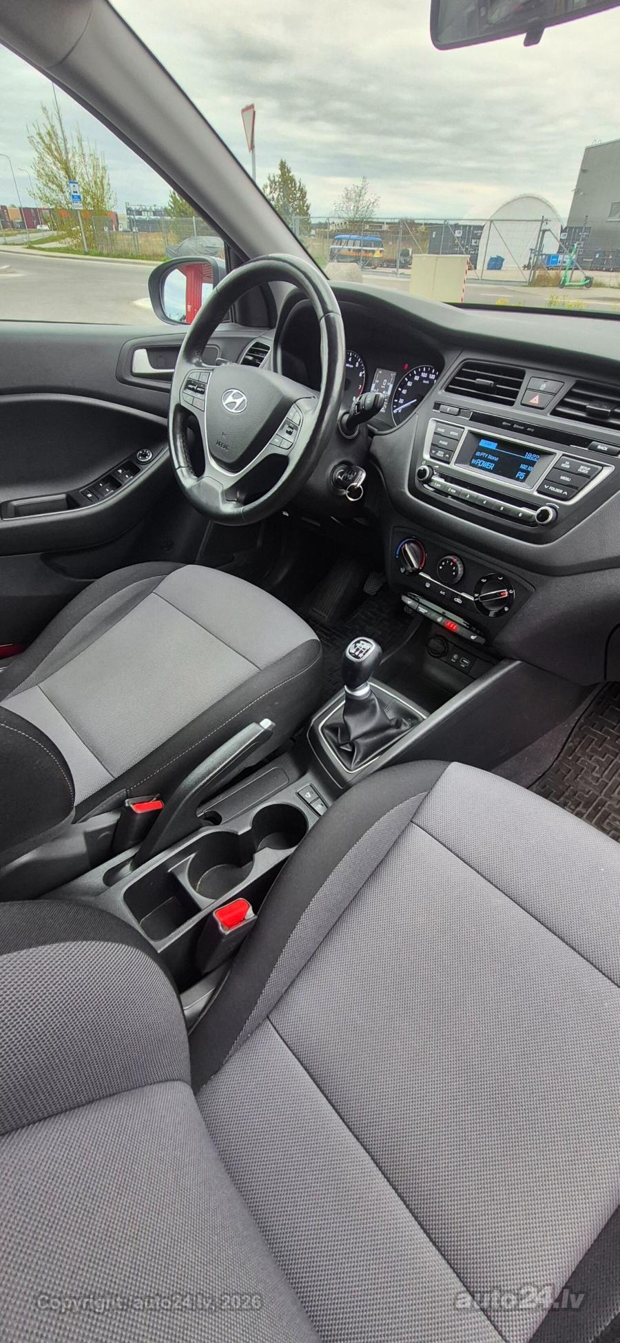 Pelēks Hyundai i20 2018 Tallina, ar dzinēja tilpumu 1.20 L un nobraukumu 78 tūkst. km par 8500 €, foto 9 vietnē AUTOMOTO.COM.LV