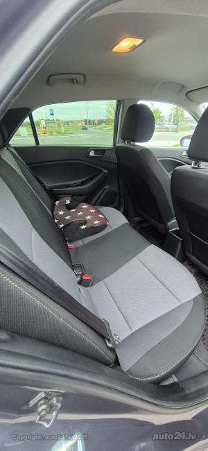 Pelēks Hyundai i20 2018 Tallina, ar dzinēja tilpumu 1.20 L un nobraukumu 78 tūkst. km par 8500 €, foto 12 vietnē AUTOMOTO.COM.LV