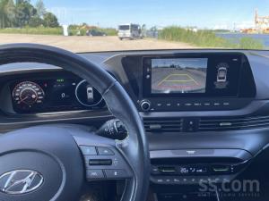 Grey Hyundai i20 2020 in Riga, with an engine capacity of 1.00 L and mileage of 52 thousand km for 14800 €, photo 12 on AUTOMOTO.COM.LV