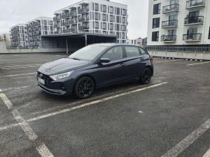 Grey Hyundai i20 2021 in Vilnius, with an engine capacity of 1.00 L and mileage of 53 thousand km for 12900 €, photo 2 on AUTOMOTO.COM.LV