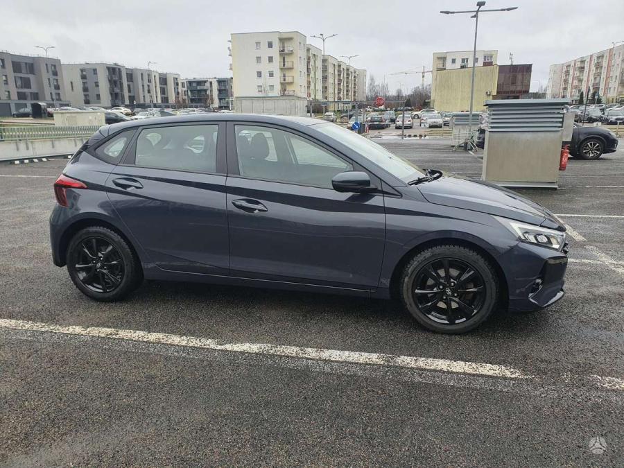 Grey Hyundai i20 2021 in Vilnius, with an engine capacity of 1.00 L and mileage of 53 thousand km for 12900 €, photo 7 on AUTOMOTO.COM.LV