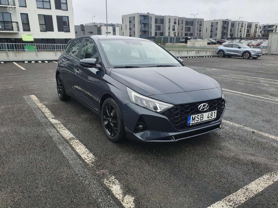 Grey Hyundai i20 2021 in Vilnius, with an engine capacity of 1.00 L and mileage of 53 thousand km for 12900 €, photo 9 on AUTOMOTO.COM.LV