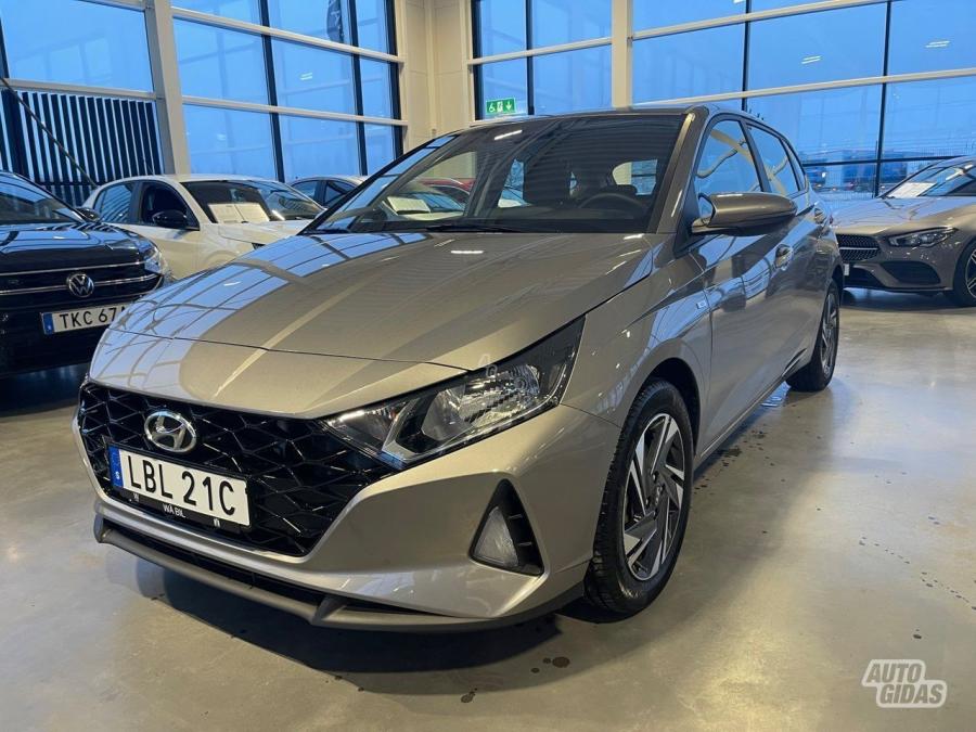 Grey Hyundai i20 2021 in Kaunas, with an engine capacity of 0.00 L and mileage of 16 thousand km for 21613 €, photo 1 on AUTOMOTO.COM.LV