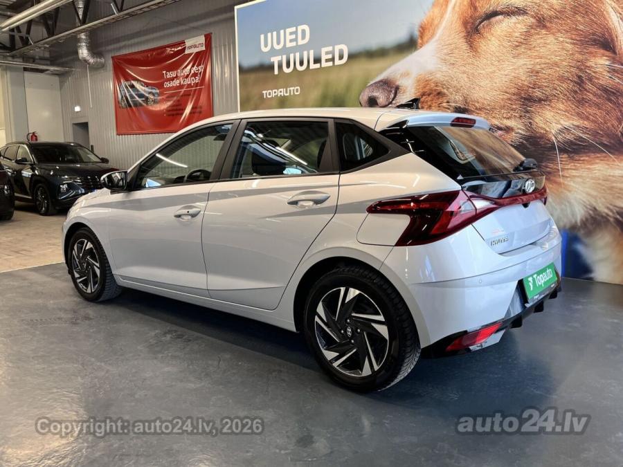 Pelēks Hyundai i20 2021 Tallina, ar dzinēja tilpumu 1.00 L un nobraukumu 37 tūkst. km par 14400 €, foto 3 vietnē AUTOMOTO.COM.LV