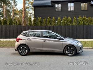 Pelēks Hyundai i20 2021 Tallina, ar dzinēja tilpumu 1.00 L un nobraukumu 60 tūkst. km par 12600 €, foto 3 vietnē AUTOMOTO.COM.LV