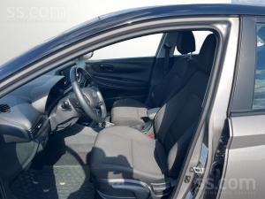Pelēks Hyundai i20 2021 Rīga, ar dzinēja tilpumu 1.00 L un nobraukumu 45 tūkst. km par 12990 €, foto 10 vietnē AUTOMOTO.COM.LV
