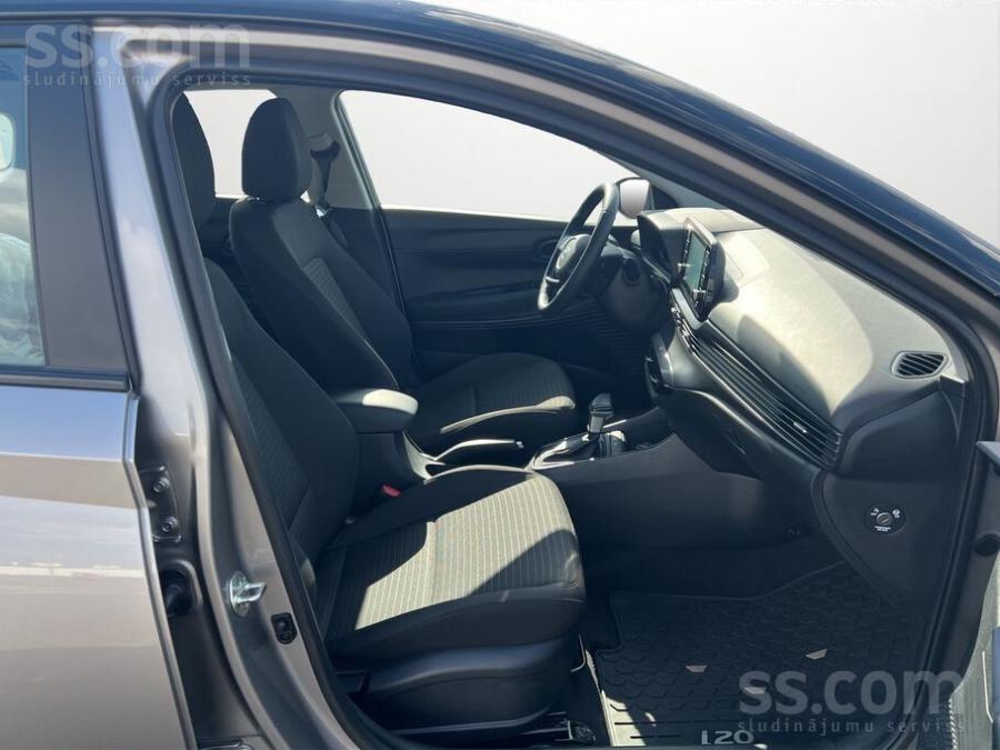 Pelēks Hyundai i20 2021 Rīga, ar dzinēja tilpumu 1.00 L un nobraukumu 45 tūkst. km par 12990 €, foto 15 vietnē AUTOMOTO.COM.LV