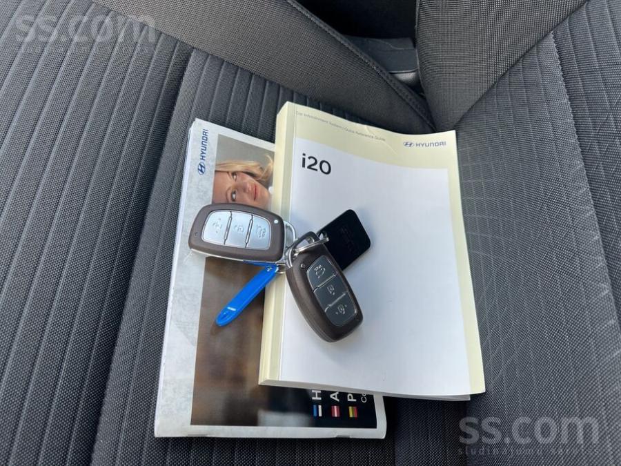 Pelēks Hyundai i20 2021 Rīga, ar dzinēja tilpumu 1.00 L un nobraukumu 45 tūkst. km par 12990 €, foto 18 vietnē AUTOMOTO.COM.LV