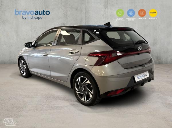 Grey Hyundai i20 2021 in Vilnius, with an engine capacity of 1.00 L and mileage of 53 thousand km for 13950 €, photo 3 on AUTOMOTO.COM.LV