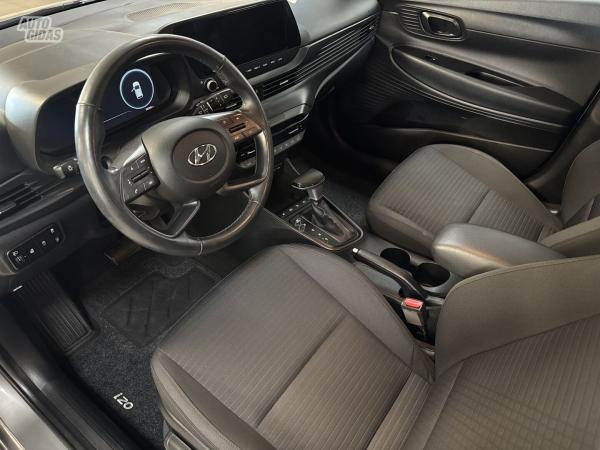 Grey Hyundai i20 2021 in Vilnius, with an engine capacity of 1.00 L and mileage of 53 thousand km for 13950 €, photo 8 on AUTOMOTO.COM.LV