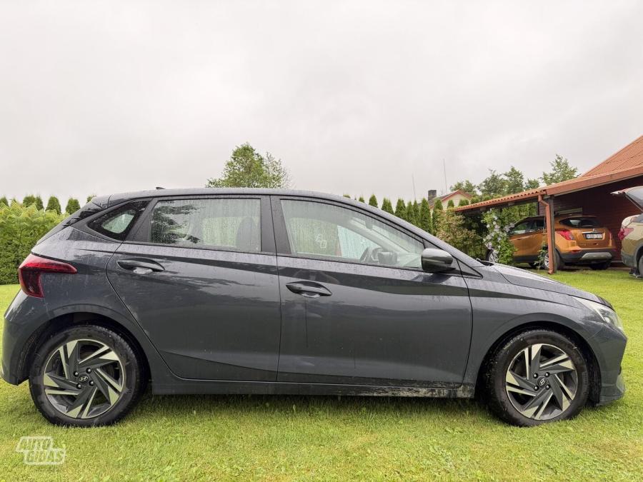 Pelēks Hyundai i20 2021 Viļņa, ar dzinēja tilpumu 1.00 L un nobraukumu 77 tūkst. km par 12990 €, foto 4 vietnē AUTOMOTO.COM.LV