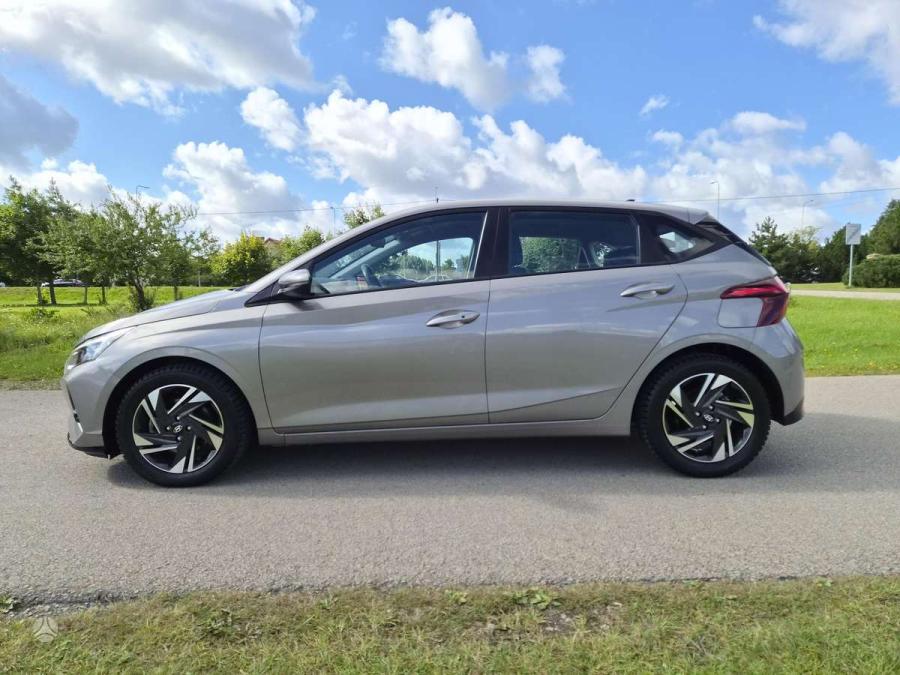 Pelēks Hyundai i20 2021 Šauļi, ar dzinēja tilpumu 1.00 L un nobraukumu 17 tūkst. km par 11200 €, foto 11 vietnē AUTOMOTO.COM.LV
