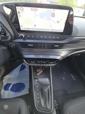 Pelēks Hyundai i20 2021 Šauļi, ar dzinēja tilpumu 1.00 L un nobraukumu 17 tūkst. km par 11200 €, foto 22 vietnē AUTOMOTO.COM.LV