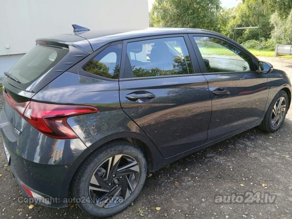 Grey Hyundai i20 2021 in Viljandi, with an engine capacity of 1.00 L and mileage of 48 thousand km for 12900 €, photo 8 on AUTOMOTO.COM.LV
