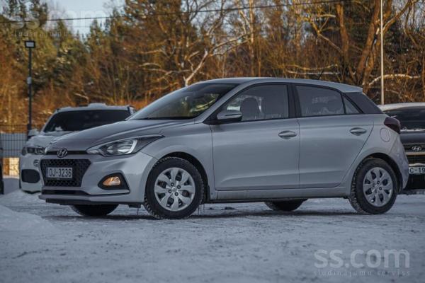 Pelēks Hyundai i20 2021 Rīga, ar dzinēja tilpumu 1.20 L un nobraukumu 105 tūkst. km par 6990 €, foto  vietnē AUTOMOTO.COM.LV