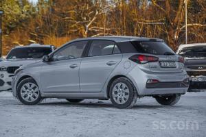 Серый Хендай и20 2021 в Рига, объемом двигателя 1.20 л и пробегом 105 тыс. км за 6990 €, фото 4 на AUTOMOTO.COM.LV
