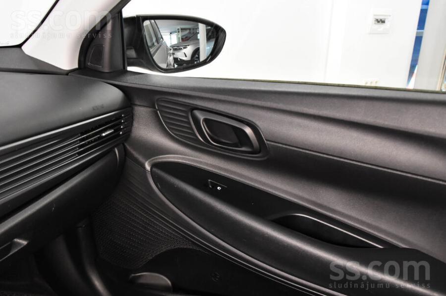 Pelēks Hyundai i20 2022 Rīga, ar dzinēja tilpumu 1.00 L un nobraukumu 69 tūkst. km par 12690 €, foto 13 vietnē AUTOMOTO.COM.LV